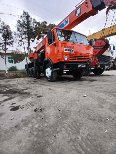 Avtokran 16m 18t