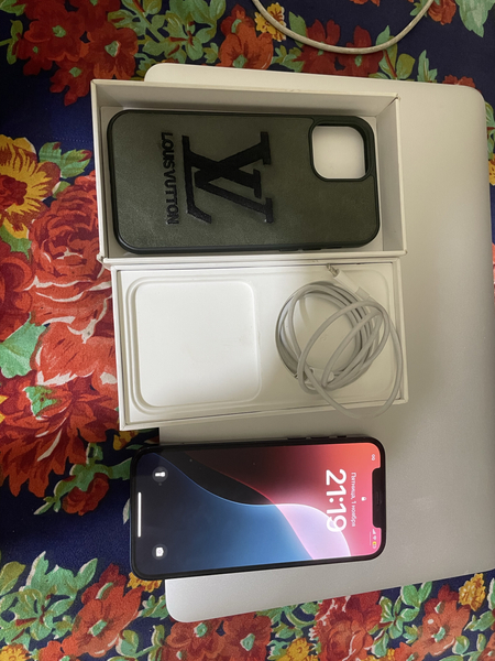 Iphone 12 full komlekt. 87% yomkost