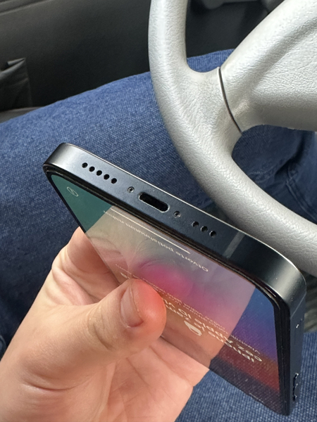 iPhone    14