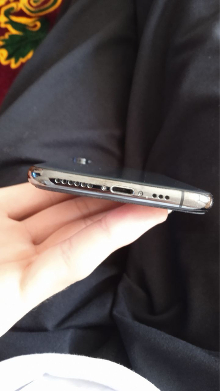 Iphone Xs srochna sotiladi pul zarur