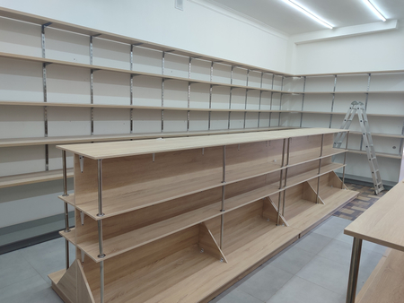 Полки для магазинов