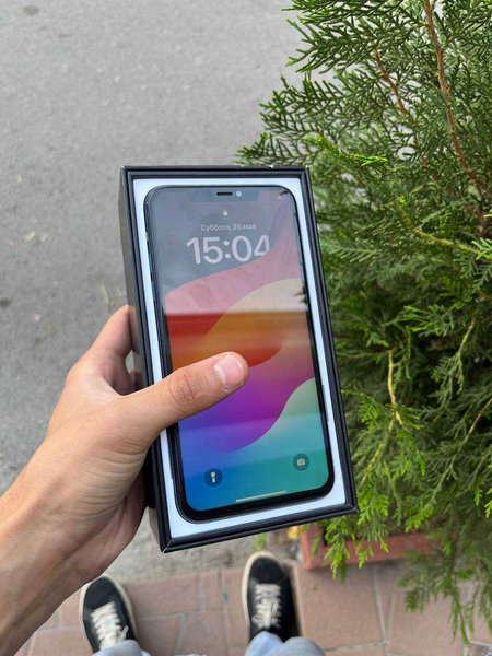 iPhone 11 pro max 64 gb