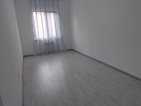 2- хонали квартира, 7- этаж  350$  Янги дархон