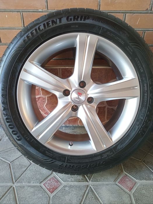R17 deska balon sotiladi.