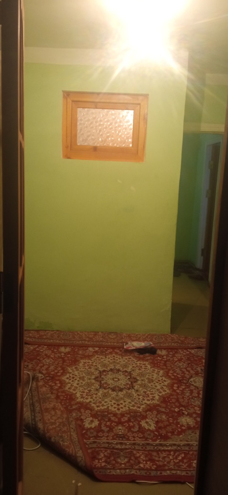 Қибрай сентрда 1 хоналик квартира сотилади