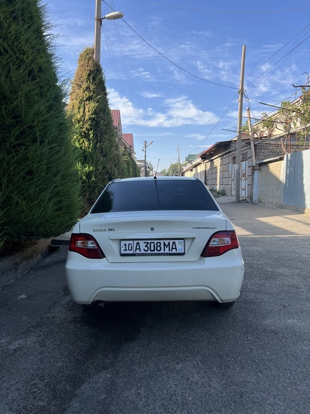 Продается нексия 2 2015 года
