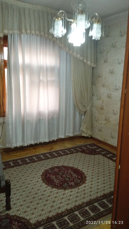Продаётся Сергели-5. 4 / 5 / 9 чистая метро 2-бекат. Все раздельно.