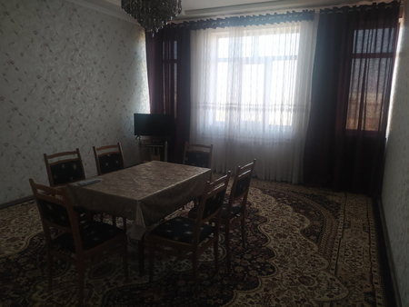 3 xona. 3 etaj.  Faqat oila uchun. Shartnoma asosida beriladi.