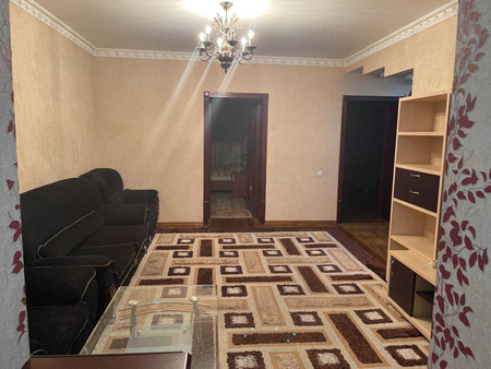Сдаётся  Квартира возле Ойбек м
