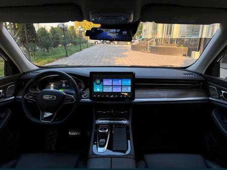 SkyWell ET5 2022 elektro mobil
