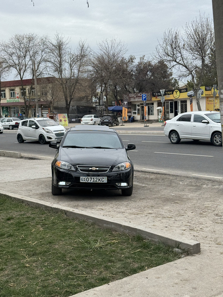 Jentra 2022 yil 51000 km toza 3 paz full