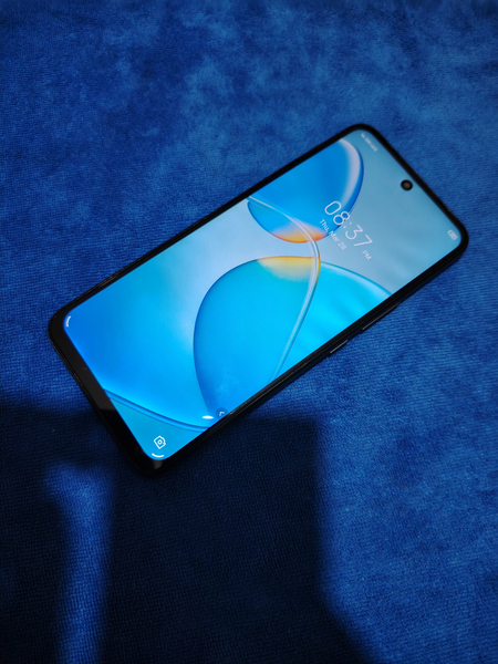 Infinix Hot 12Play sotiladi