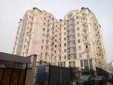3х комнатная с ремонтом около Госпитального рынка (87111)