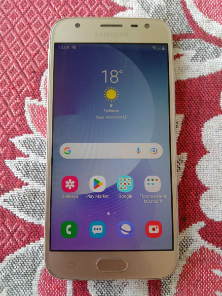 Telefon J3 2018 yil
