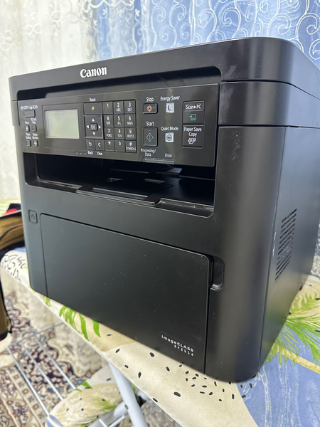 Canon MF 261 Oqqora 3/1 Printer Tiniq ishlidi yangi Katrej qoyilgan