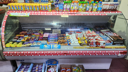 Холодилник б/у но очень хорошм кочестве цели