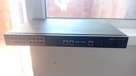 poe 16 port dahua sotiladi. blok pitaniya kuygan