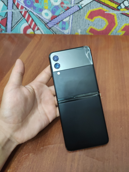 Z flip 3 120 y.e