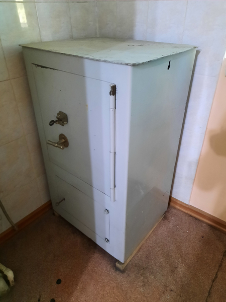 Сейф прочный и надёжный 100%