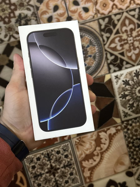 Iphone 16 pro 256 100% simkarta