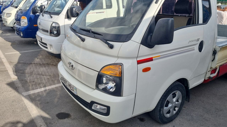 Hyundai porter sotiladi