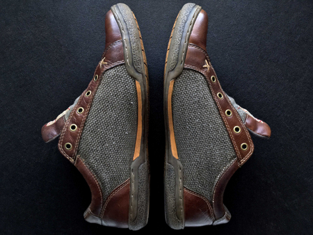 DEADSTOCK 2009 SEVEN7® CLARK BROWN Leather Sneakers — 28CM