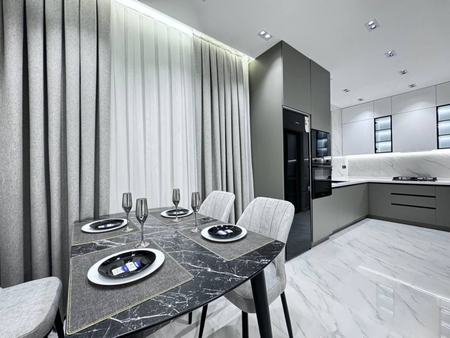 Продам квартиру 2/8/9 на метро Ойбек