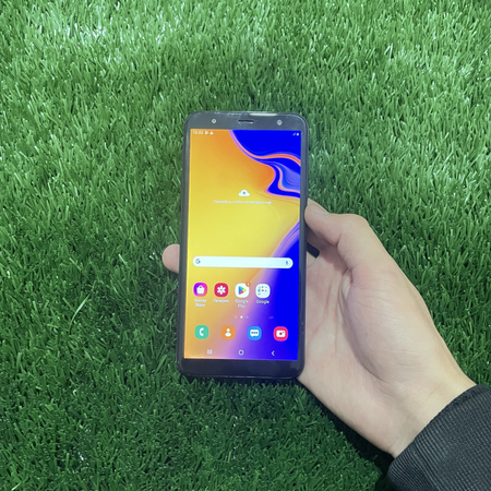 Samsung Galaxy J4+ sotiladi