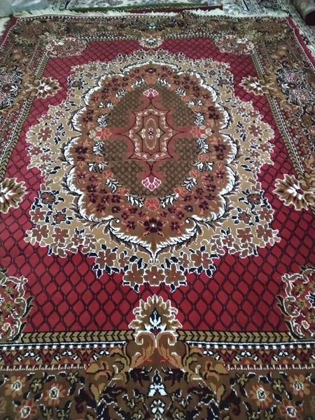 Продам ковры в идеальном состояние