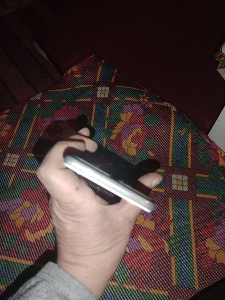 Samsung a32 сотилади