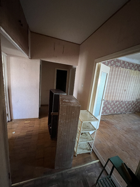 Продам 4х комнатную квартиру