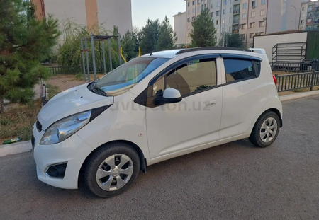 Spark 1 evro kondisaner  bor harajati yoq tayyor mashina