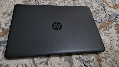 Nootbook sotiladi
