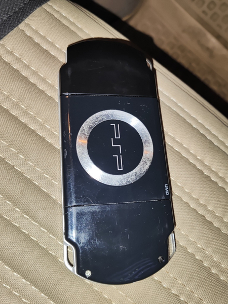 Sony PSP 2000 на 128 gb