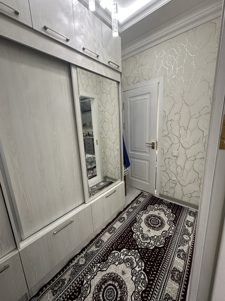 Продается квартира 1/4/7 ЖК Янги Куйлюк, массив 5