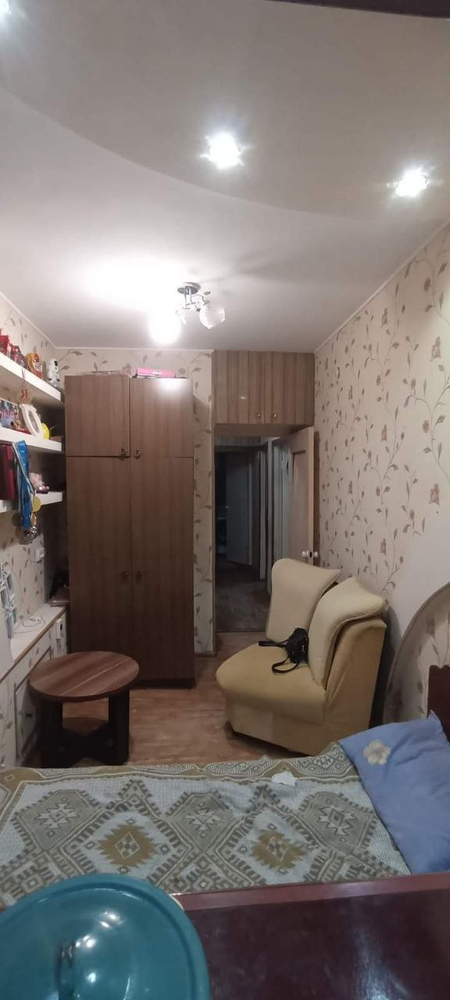 Продается 2/1/4 спутник -4