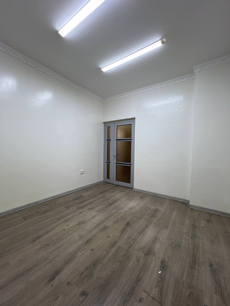 Продаётся офис 95м2 / улица Шампанский