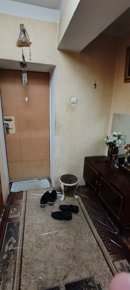 Продажа квартиры. Мирабад район, Куйлюк массив-4. Дом 77 серии
