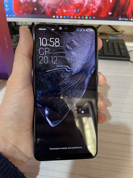 Mi 8 Lite 4/64 сотилади