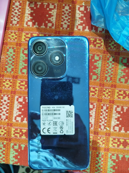 Techno spark 10c сотилади