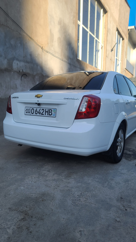 Lasetti 1.6 aftomat 2012 toza moshina 8500$