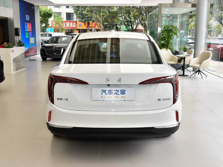 Hongqi E-QM5 Kingmotorsda 500 km