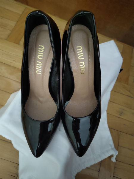 Miu miu лодочки туфли черный лакированные удобный каблук размер 37