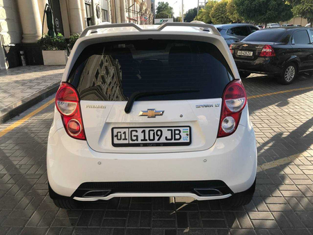 Chevrolet Spark AT 2020