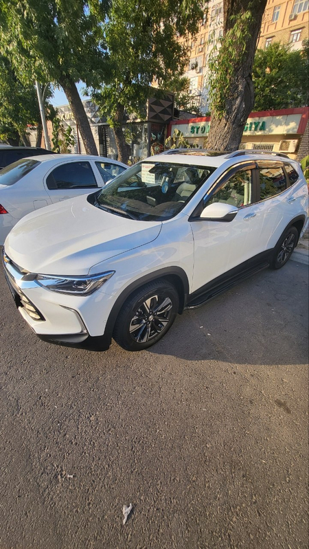 Продаётся автомобиль TRACER PREMIER