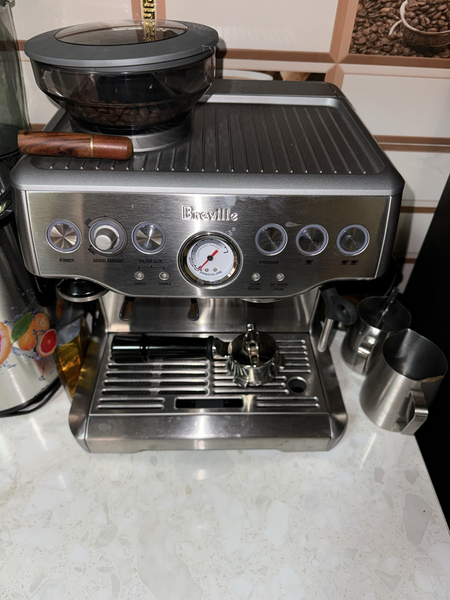 Кофемашина Breville