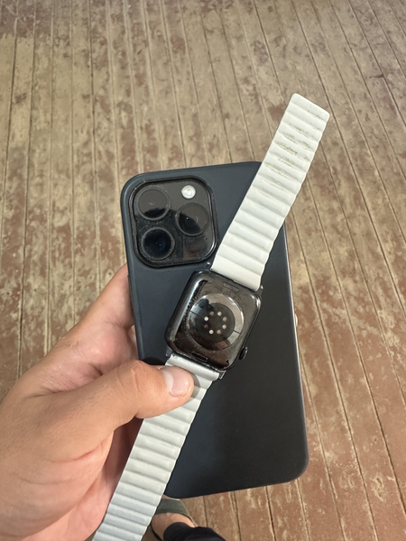 Iwatch 8/45 93% ideal