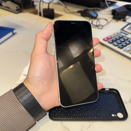 Iphone XR, хорошое состояние