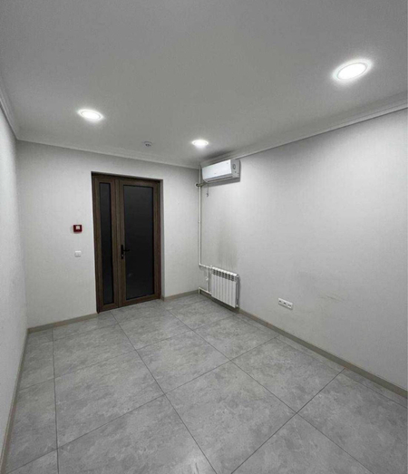 Аренда подОфис Ориентир-Госпитальный  120м2 2500$торг