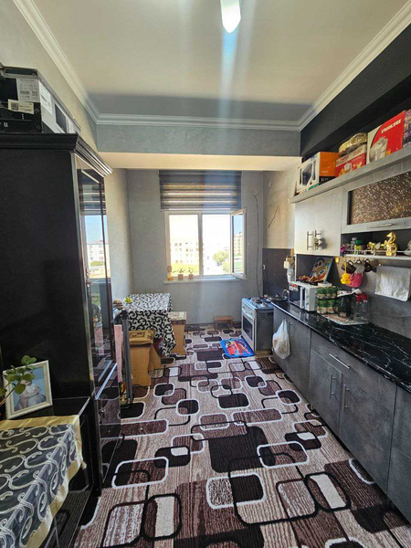 1 xonali 46m² 5-qavat sotiladi.